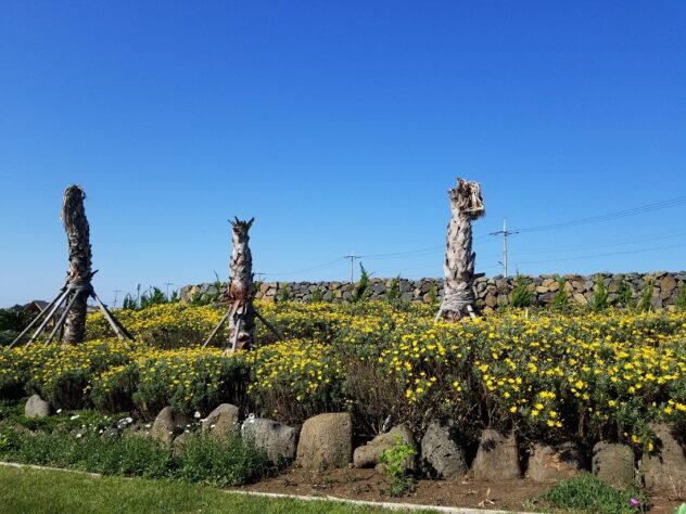 Udo Island (Ferry Schedule + 23 Fun Things to Do There!)