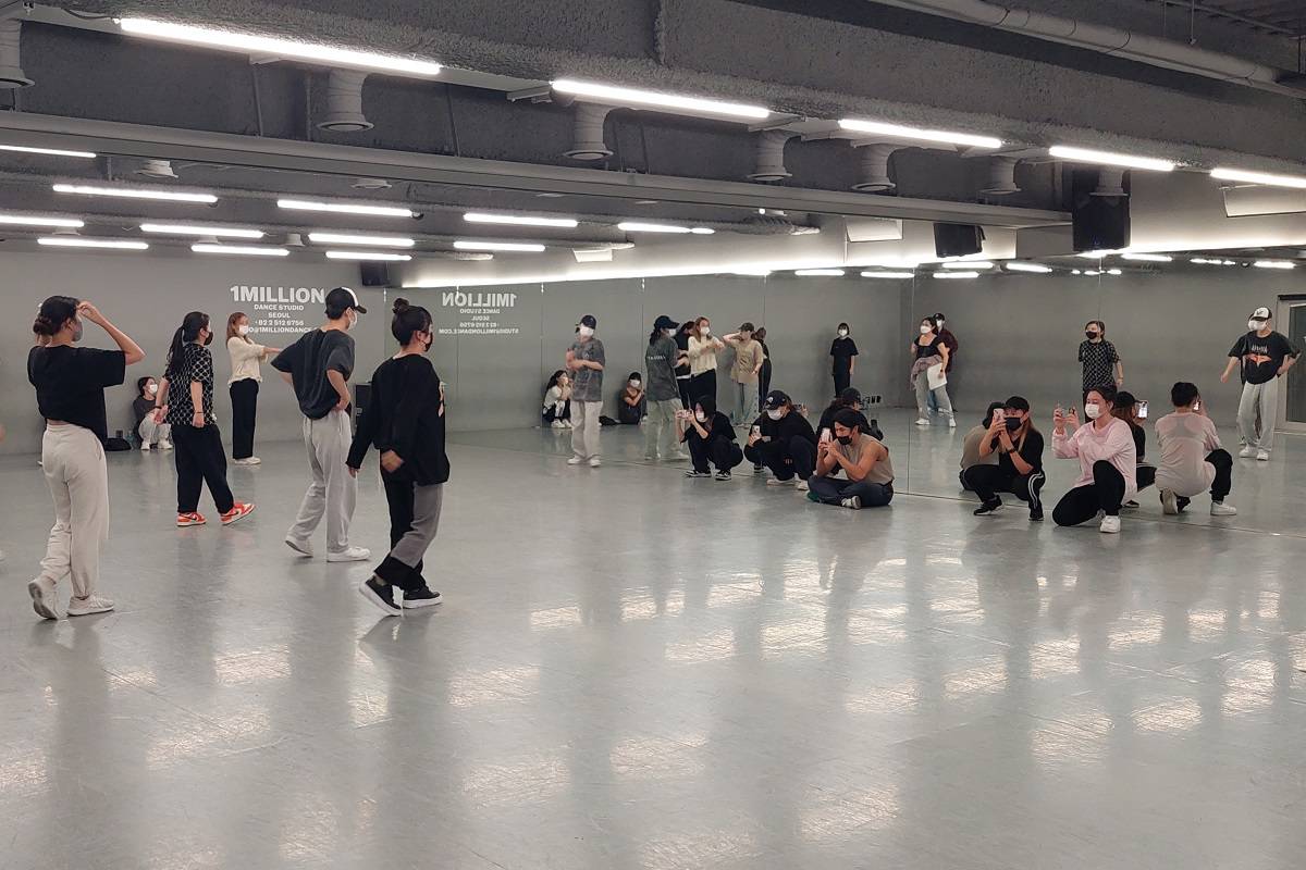 How To Take A K Pop Dance Class Online or In Seoul How To Take A K Pop Dance Class Online or In Seoul
