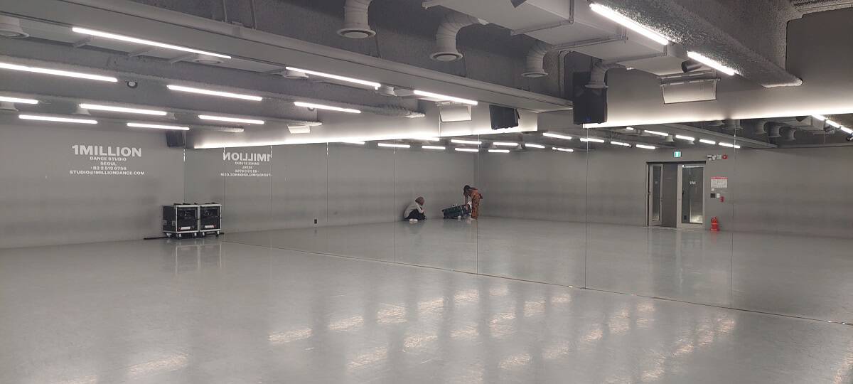 How to Take a K-Pop Dance Class Online (or in Seoul)