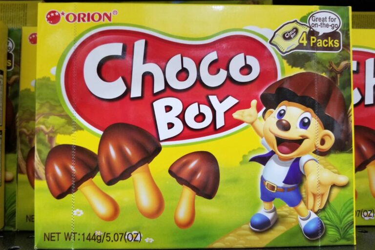 37+ Best Korean Snacks Online & in Korea (by Category)