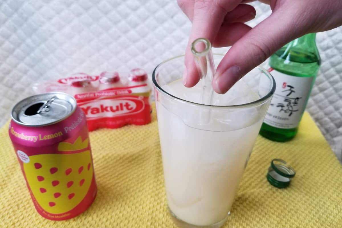 Korean Yogurt Soju Drink Soju Yakult Cocktail 